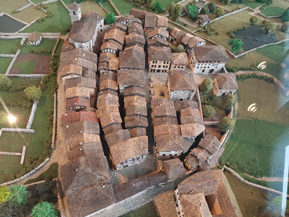 Ordizia, pueblo medieval. - Donosti City